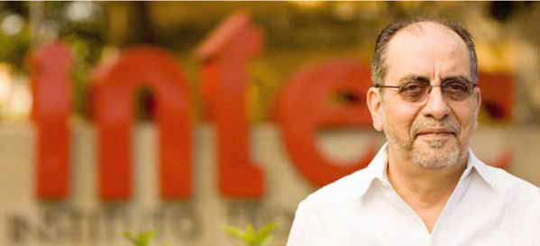 ¿Qué hace el Rector de INTEC? – LA COLMENA