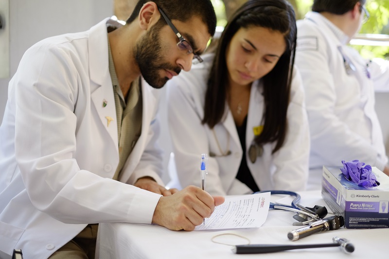 20 egresados de Medicina de INTEC se especializarán en Estados Unidos ...