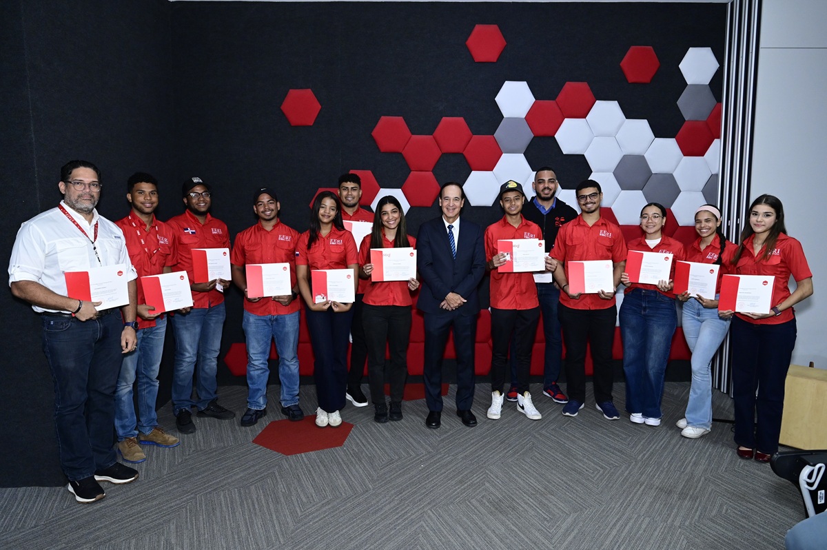 INTEC reconoce a sus estudiantes destacados en competencias nacionales ...